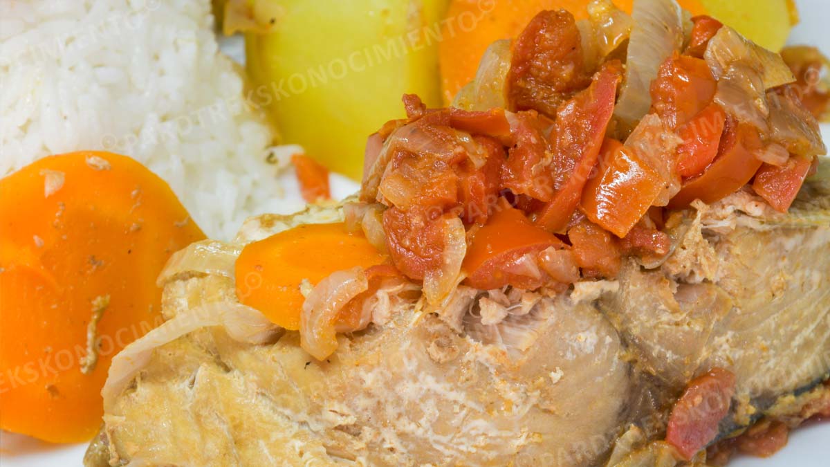 APRENDER A COCINAR PESCADO BONITO AL VAPOR